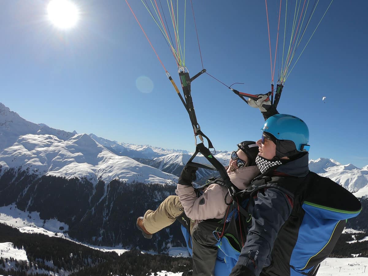 Joyride Paragliding Davos - Tandem Gleitschirmfliegen